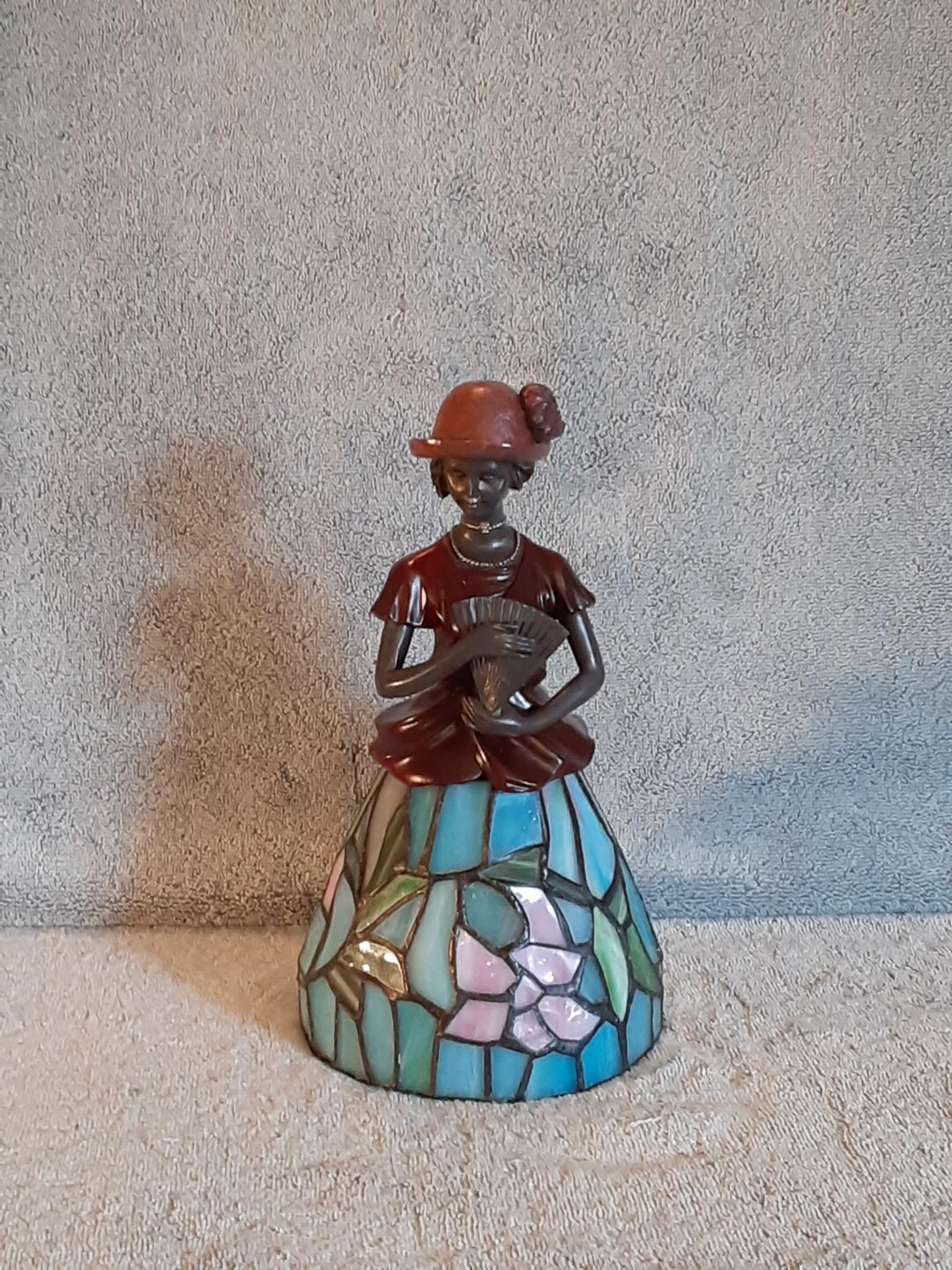 Music Box - Revolving Music Box With Stained Glass Lamp - Accent Lamp ...