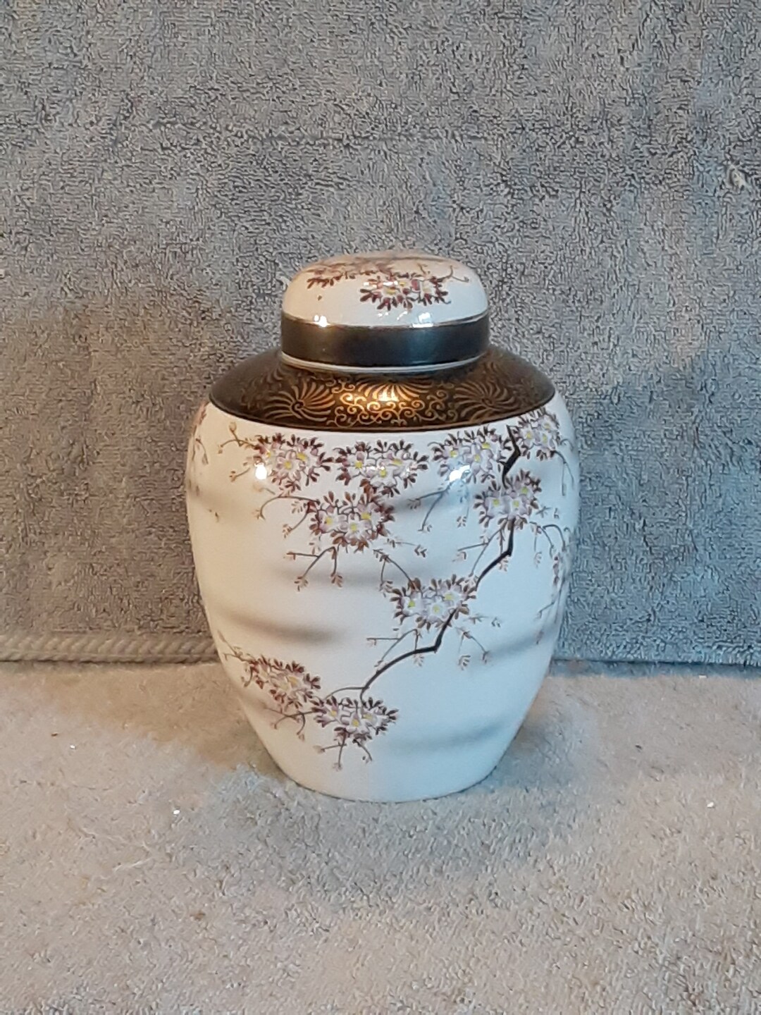 Asian Ginger Jar / Urn Asian Storage Jar Made in Japan - Etsy