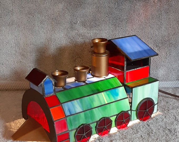 Stained Glass Train Accent Lamp Train Lamp Stained Glass Locomotive ...