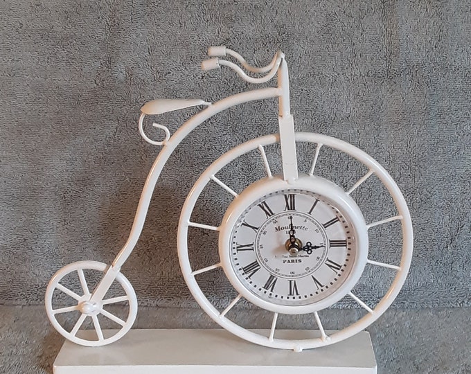 Quartz Clock - Bicycle Themed Clock - Bicycle Decor Piece - Metal Art ...
