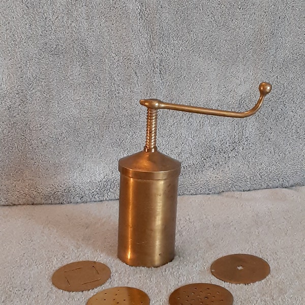 Vintage Pasta Maker - Etsy