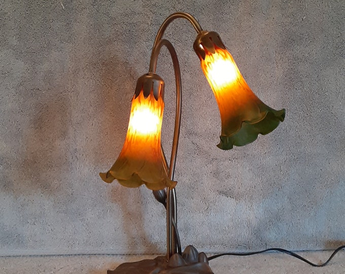 Angels Trumpet Lamp - Accent Lamp - Tulip Lamp - Two Flowers - Lily Pad ...