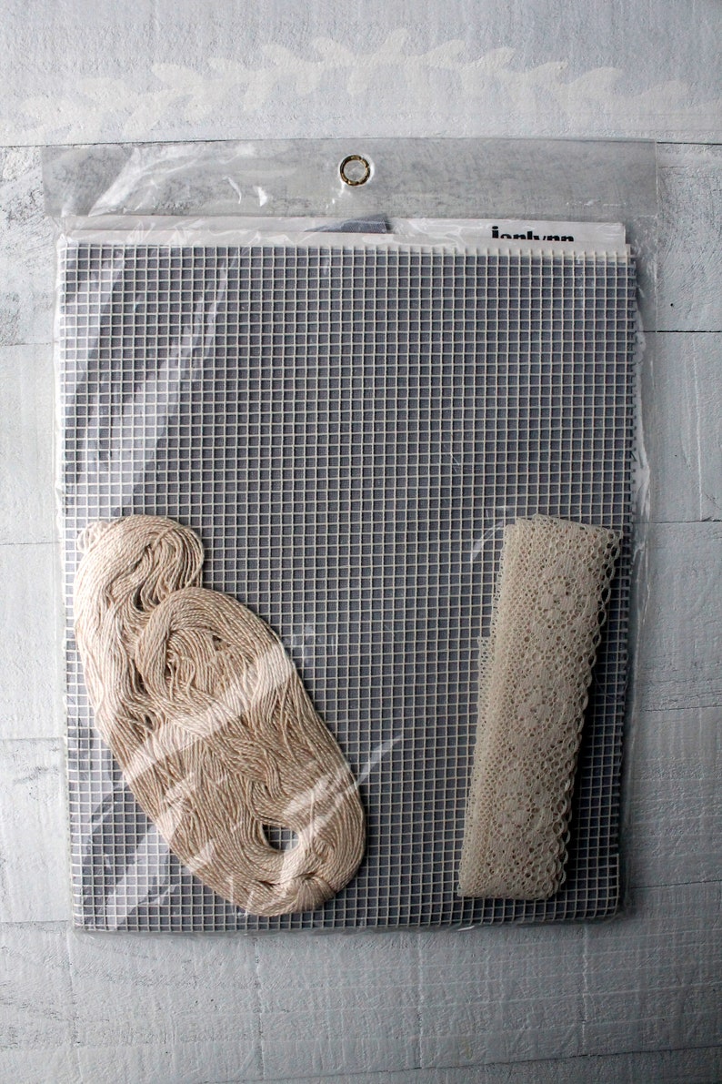 Net Darning Pillow Kit Tulip Basket Charmin Back Street Janlynn Filet ...