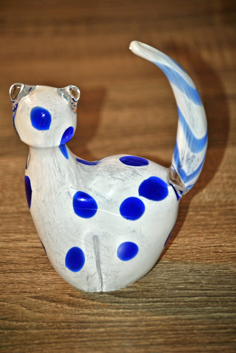MURANO CAT-WHITE W/bright Blue Spots and Blue and White drawn Feather ...