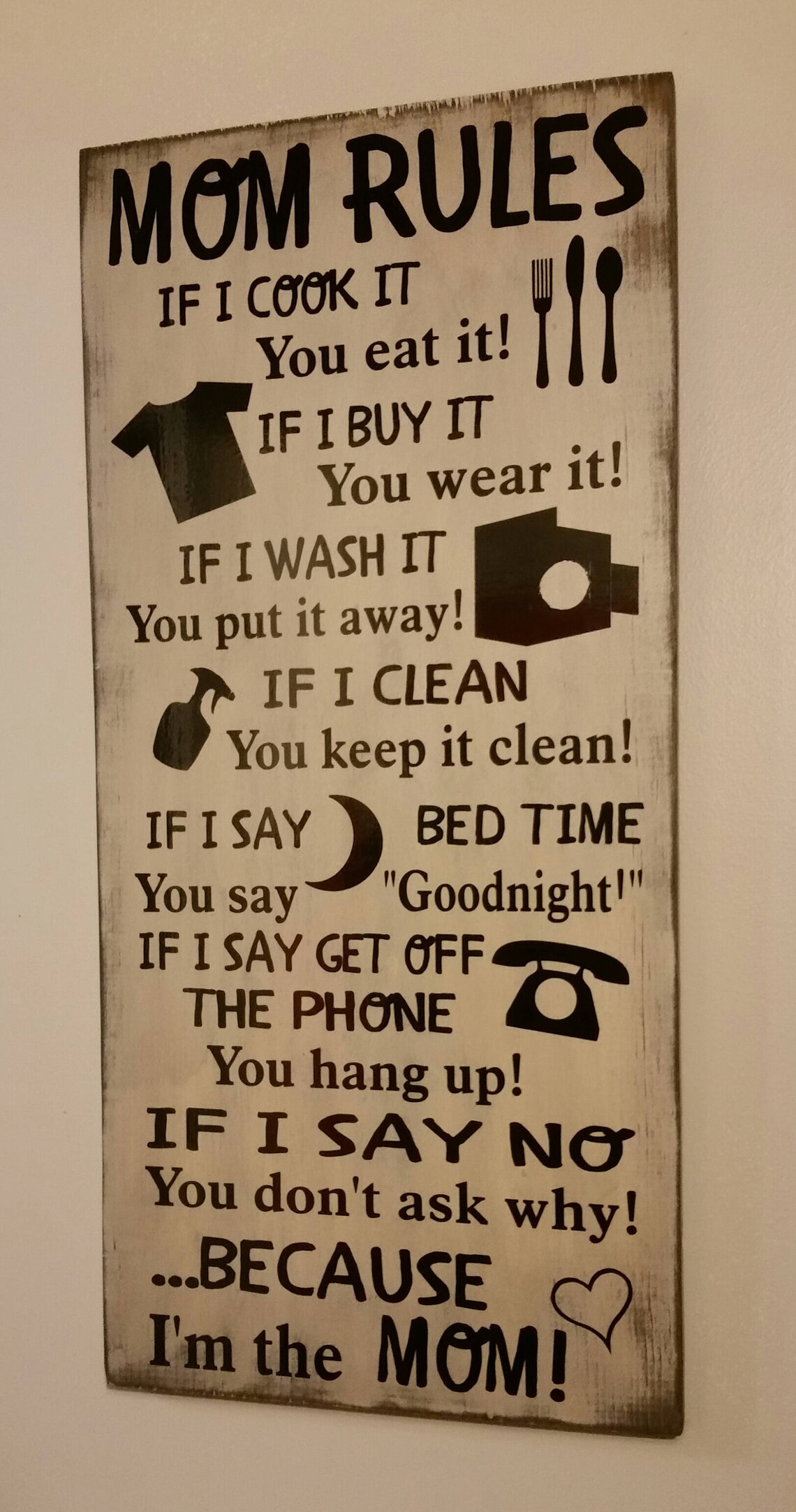 Mom Rules- Primitve Wood Sign - Etsy