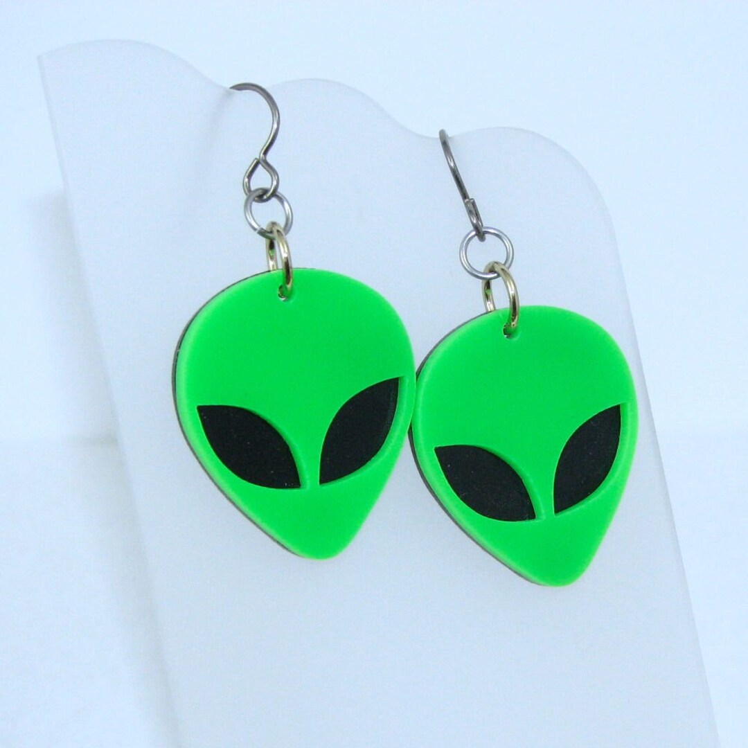 Alien Head Earrings on Hypoallergenic Ear Wires, Green and Black Alien ...
