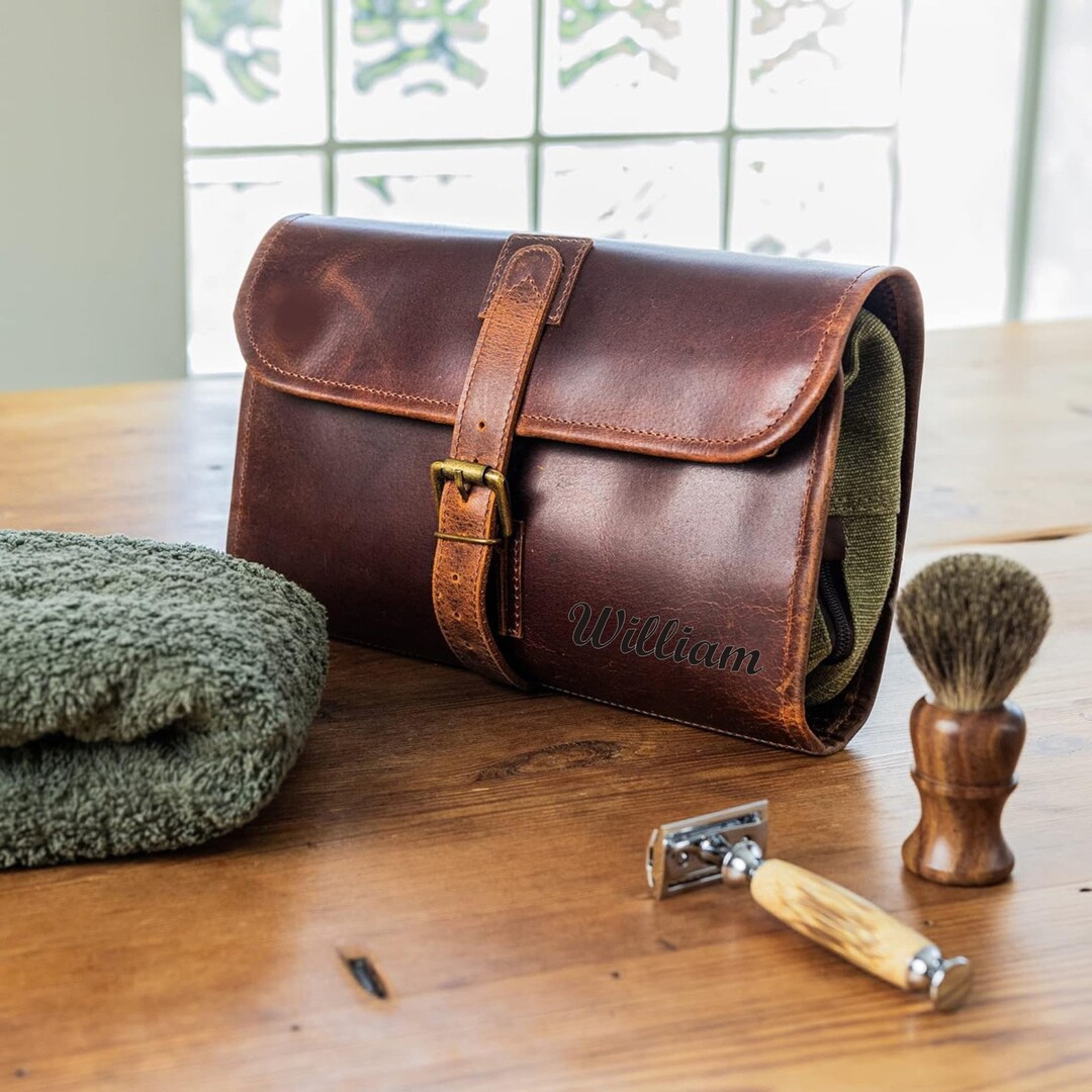 Personalized Leather Toiletry Bag: Hanging Dopp Kit, Groomsmen Gift - Etsy