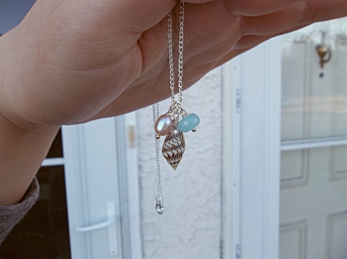 Real Natural Tiny Conch Shell Seashell Aquamarine Gemstone Pink ...