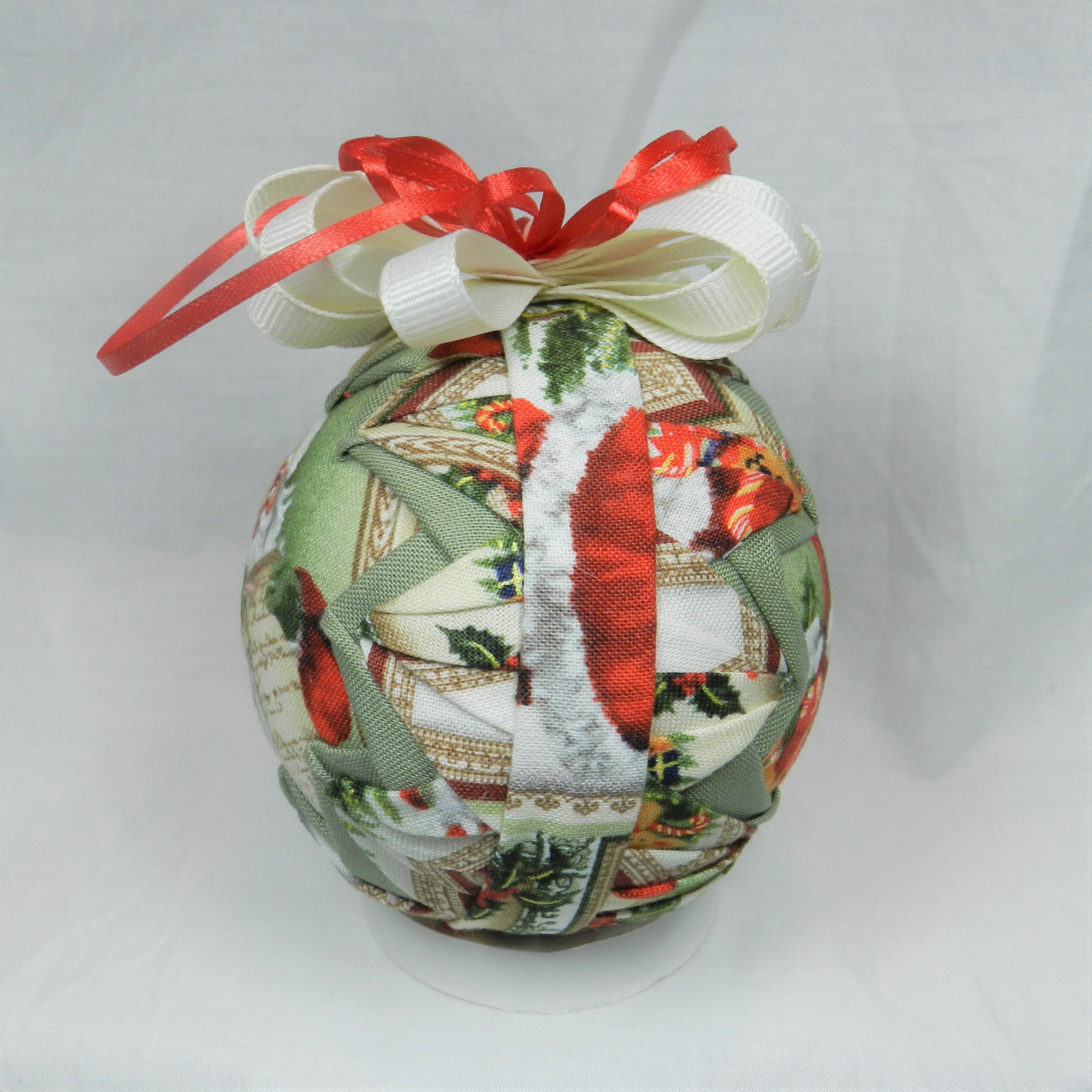 Quilted Santa Ornament: Folded Fabric Christmas Decor - Etsy