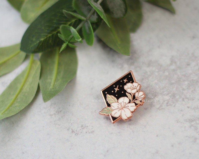 Flower Enamel Pin Floral Enamel Pin Tattoo Pin Botanical - Etsy