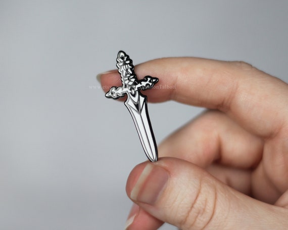 Dagger Enamel Pin Warrior Pin Sword Pin Fantasy Pin Gothic - Etsy
