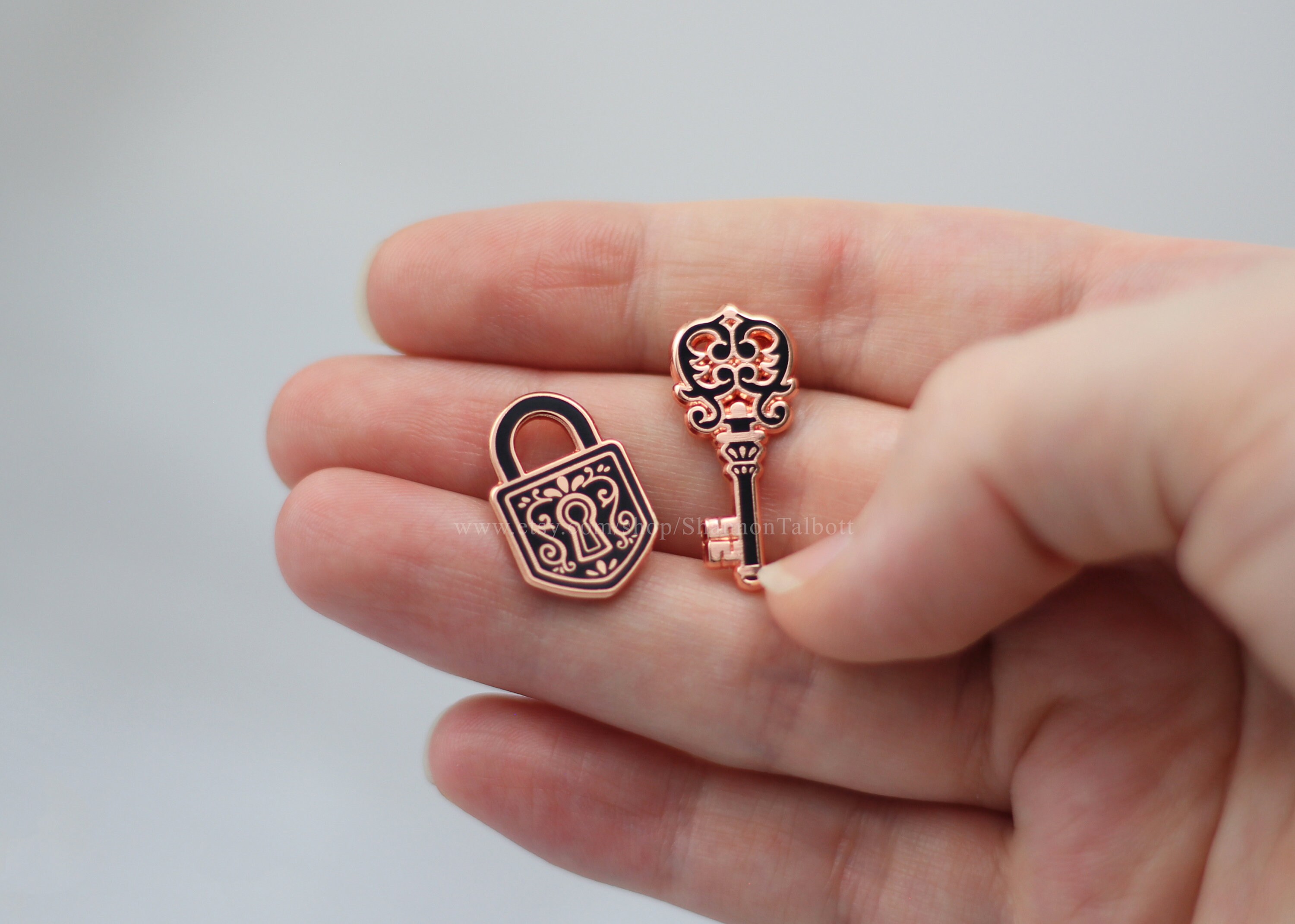 Lock and Key Enamel Pin Couples Enamel Pin Set Bestfriend | Etsy