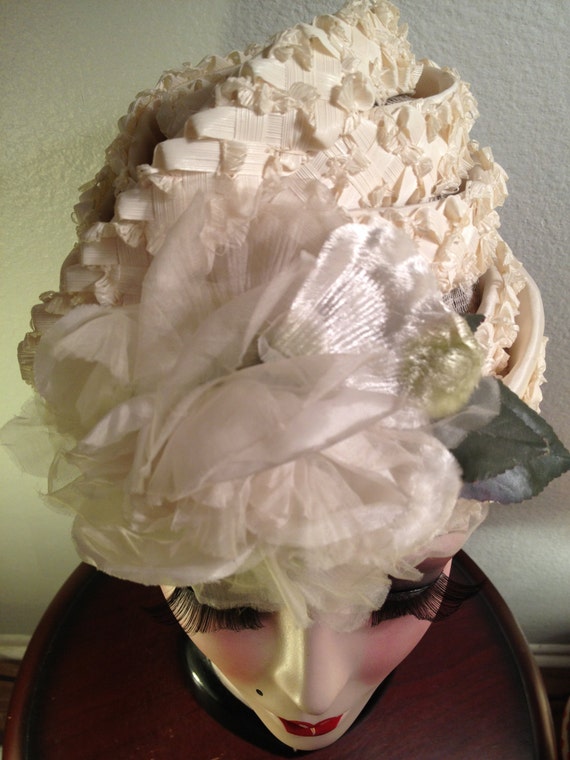 1960s Unique Woven Hat -- Coiled Confection with Flor… - Gem