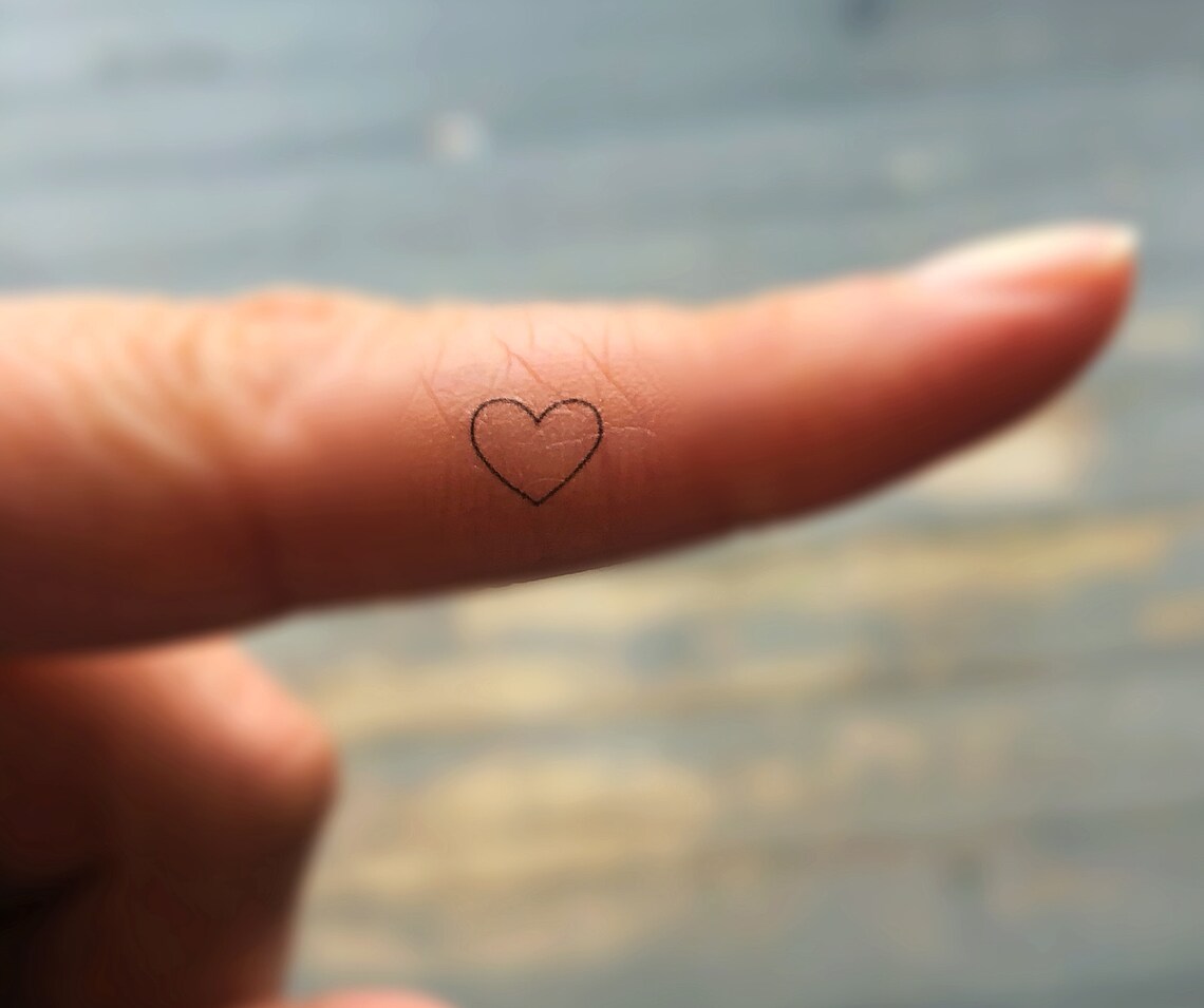 Fake Heart Tattoos / Set of 20 / Tiny Hearts - Etsy