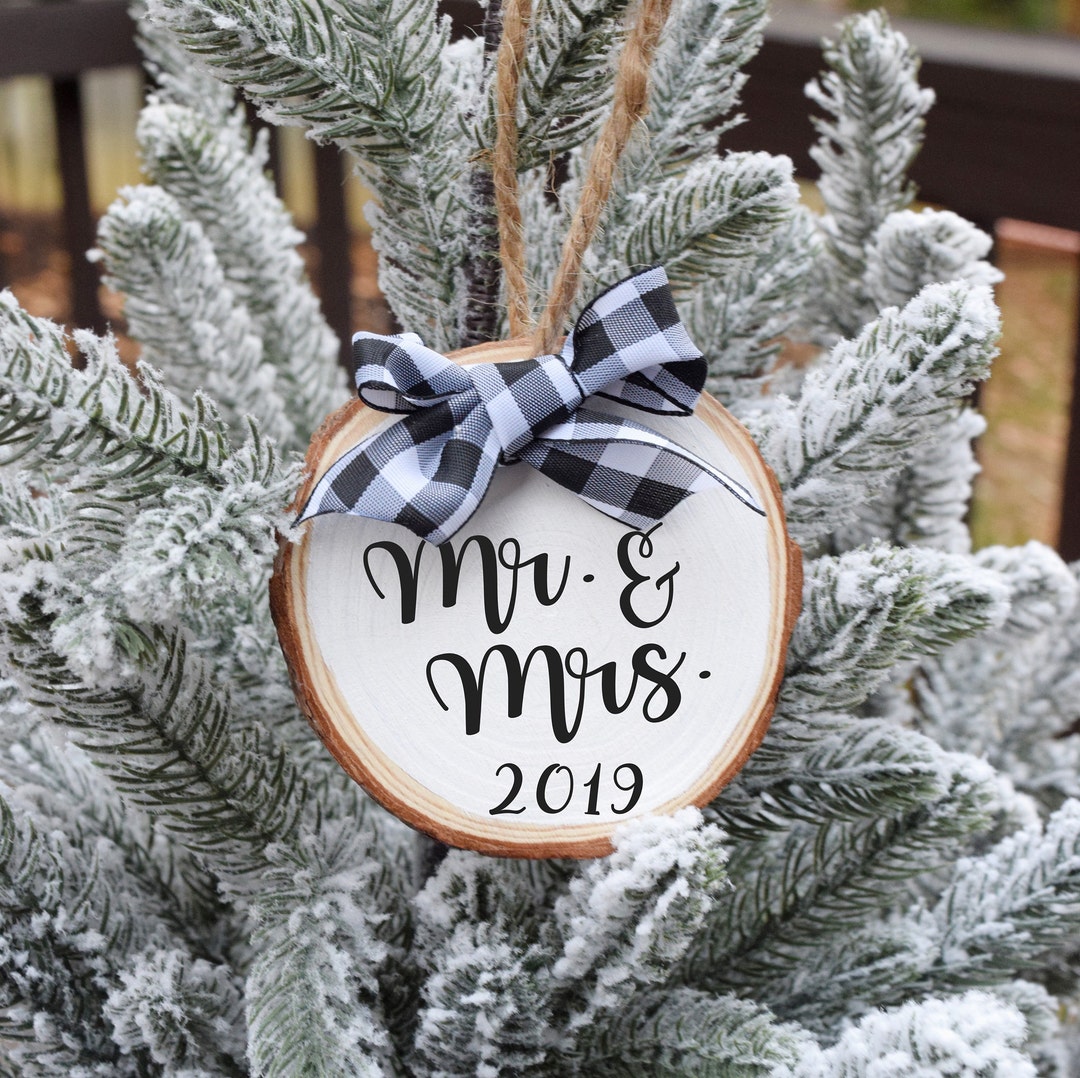 Wood Slice Ornament, Mr and Mrs Christmas Ornament, Wedding Gift ...
