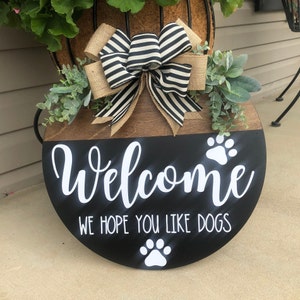 Funny Dog Welcome Sign: Dog Lover Gift, Front Door Decor - Etsy