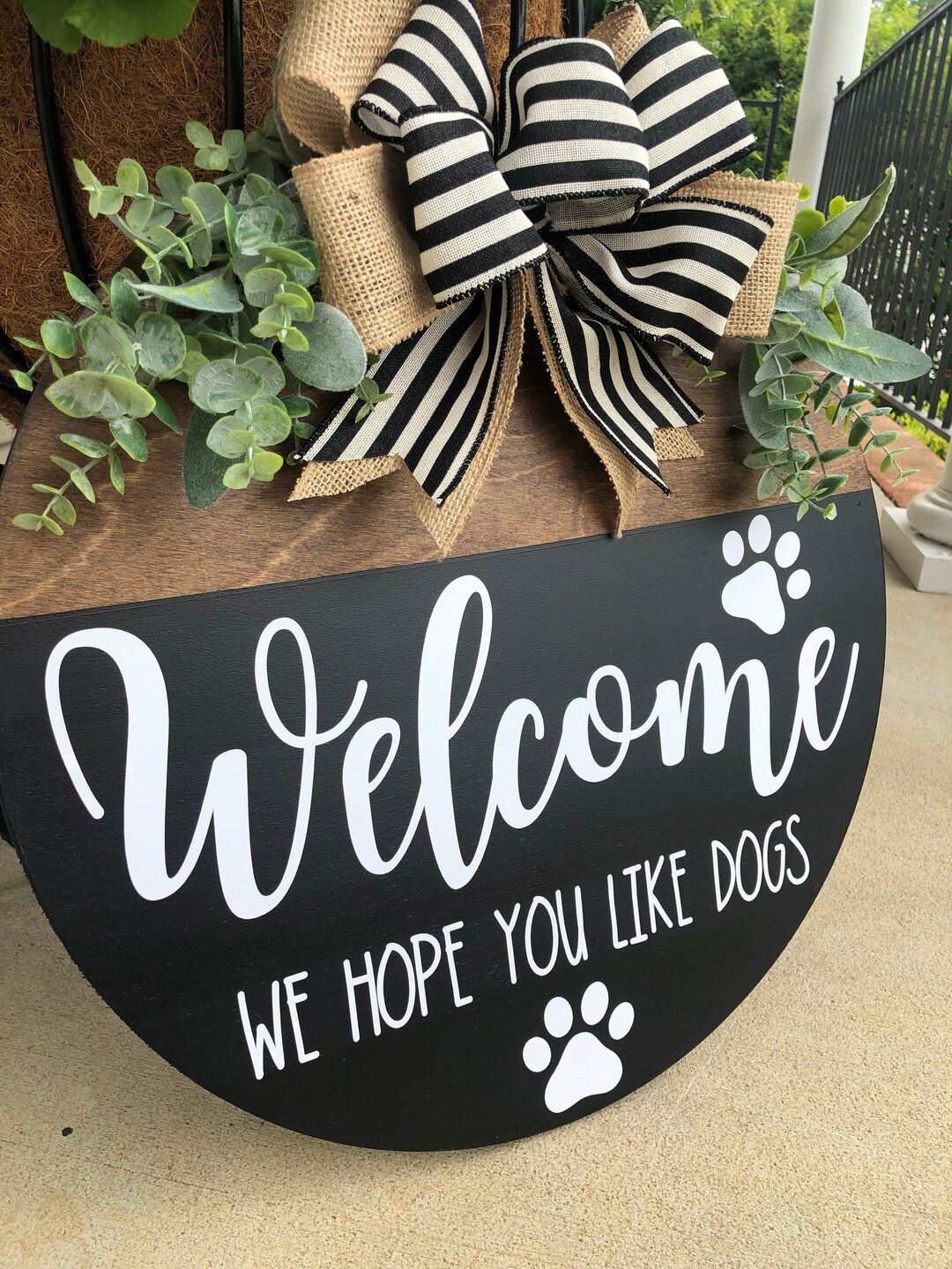 Funny Dog Welcome Sign: Dog Lover Gift, Front Door Decor - Etsy