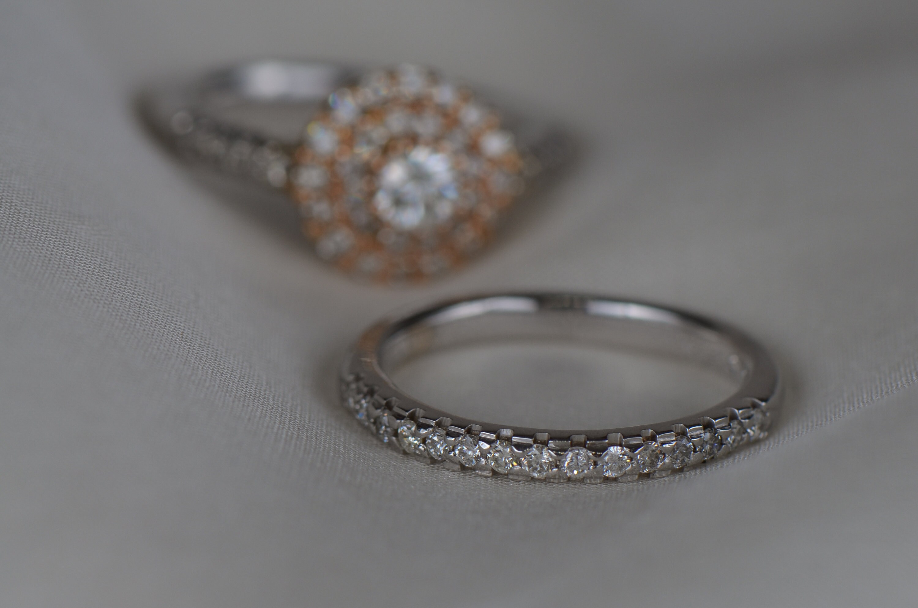 Cluster Setting Diamond Engagement Ring and Wedding Band Set - Etsy