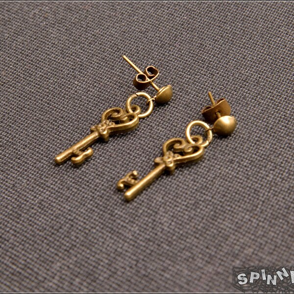 Neo Victorian Ring - Etsy