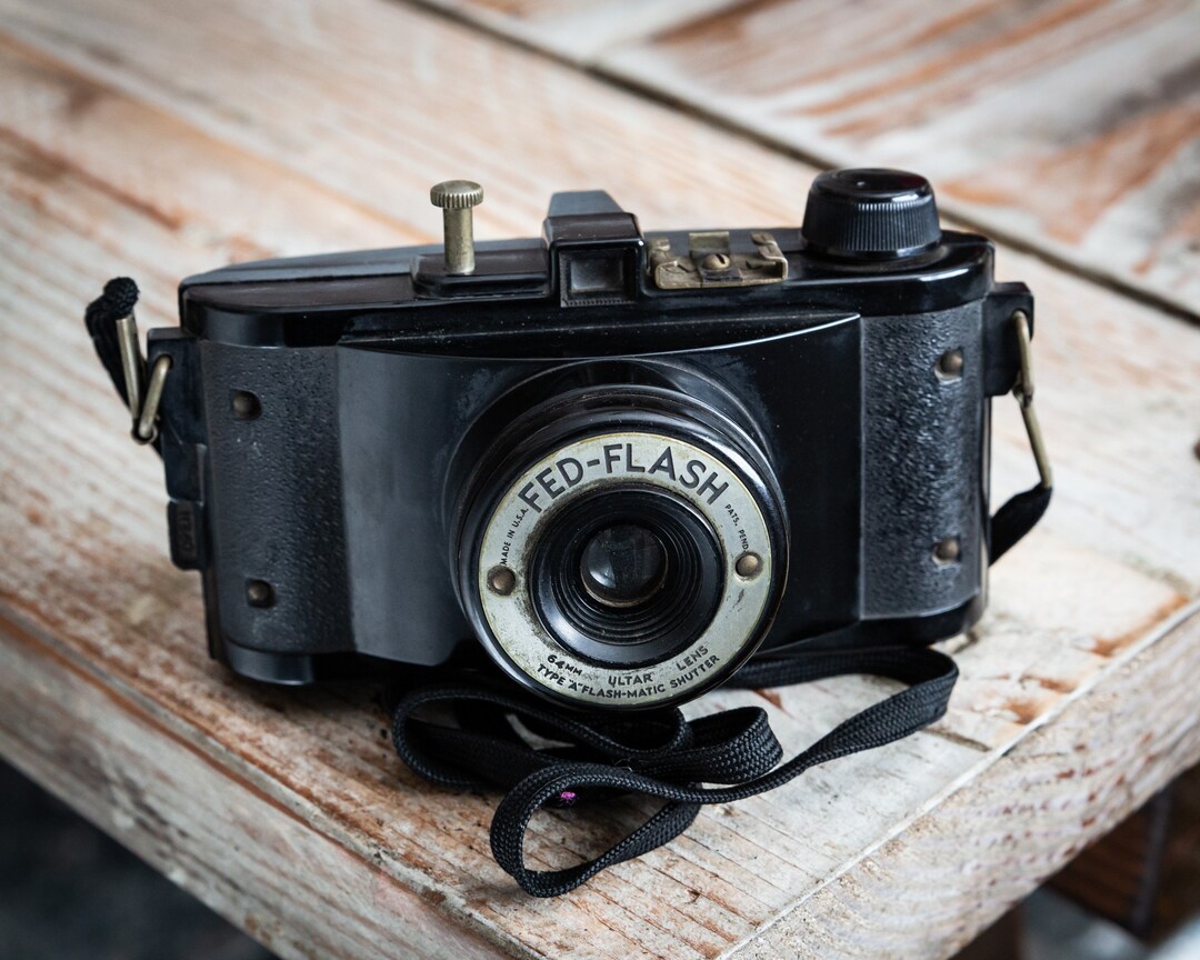 Vintage 1940s Fed-flash 35mm Film Camera - Etsy