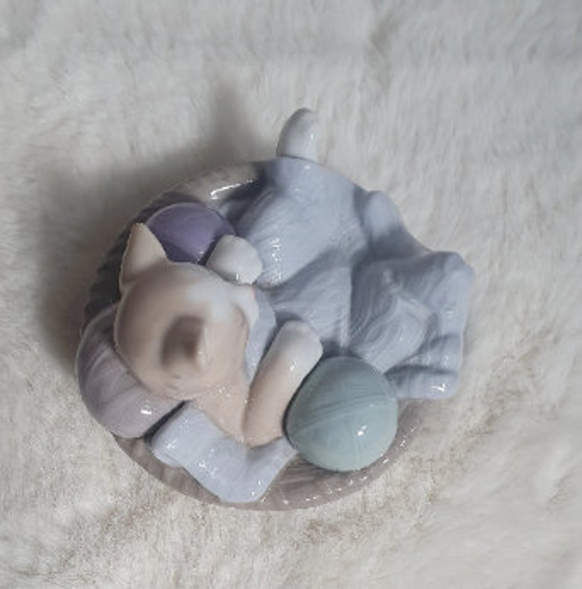 Lladró Figurine, NAO Cat in Basket With Wool and Blanket #1407, NAO ...