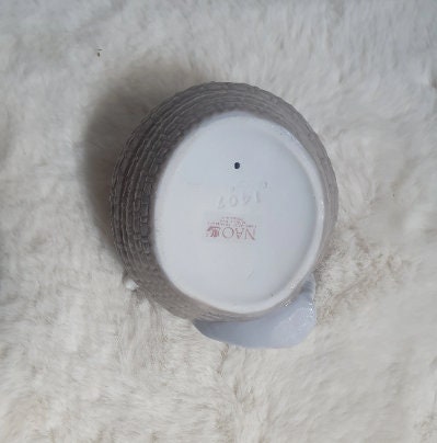 Lladró Figurine, NAO Cat in Basket With Wool and Blanket #1407, NAO ...