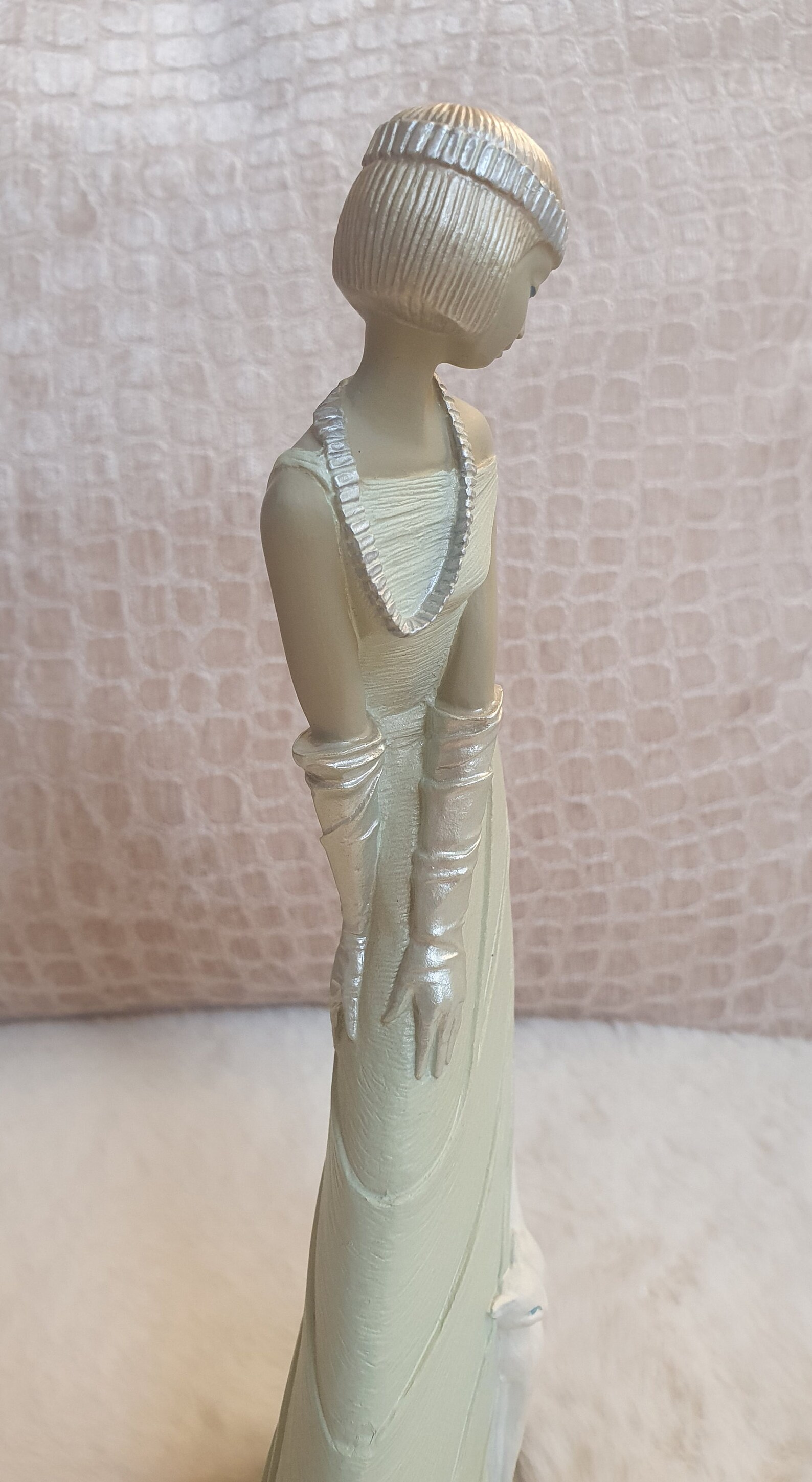 Vintage Art Deco Figurine Clay Pottery Statue of Stylish Girl With ...