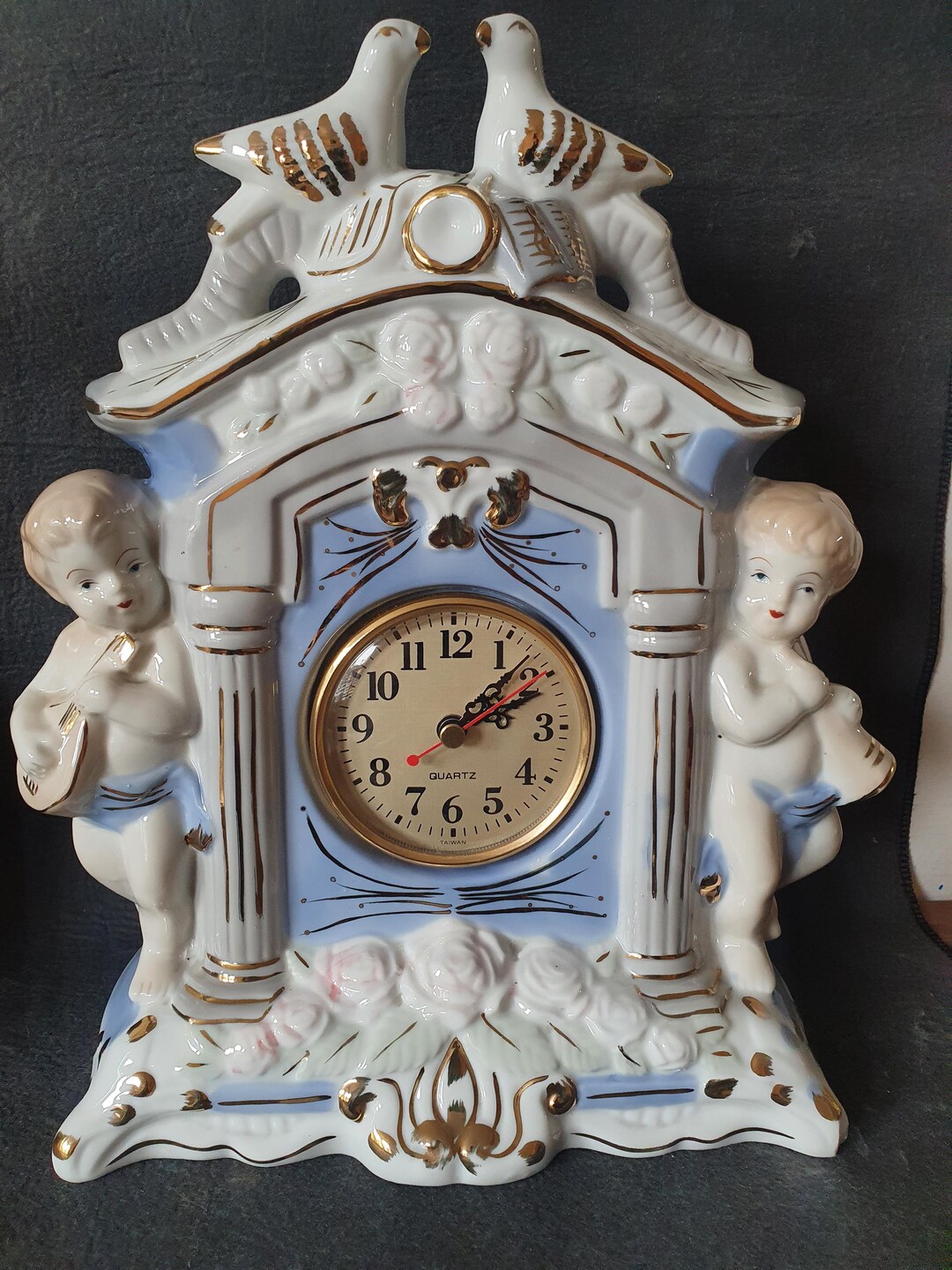 Ornate Ceramic Table Clock | Vintage Victorian Colonial Mantle Quartz ...