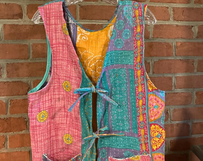 Vintage Kantha VEST With Ties in Front Reversible With Pockets Medium ...