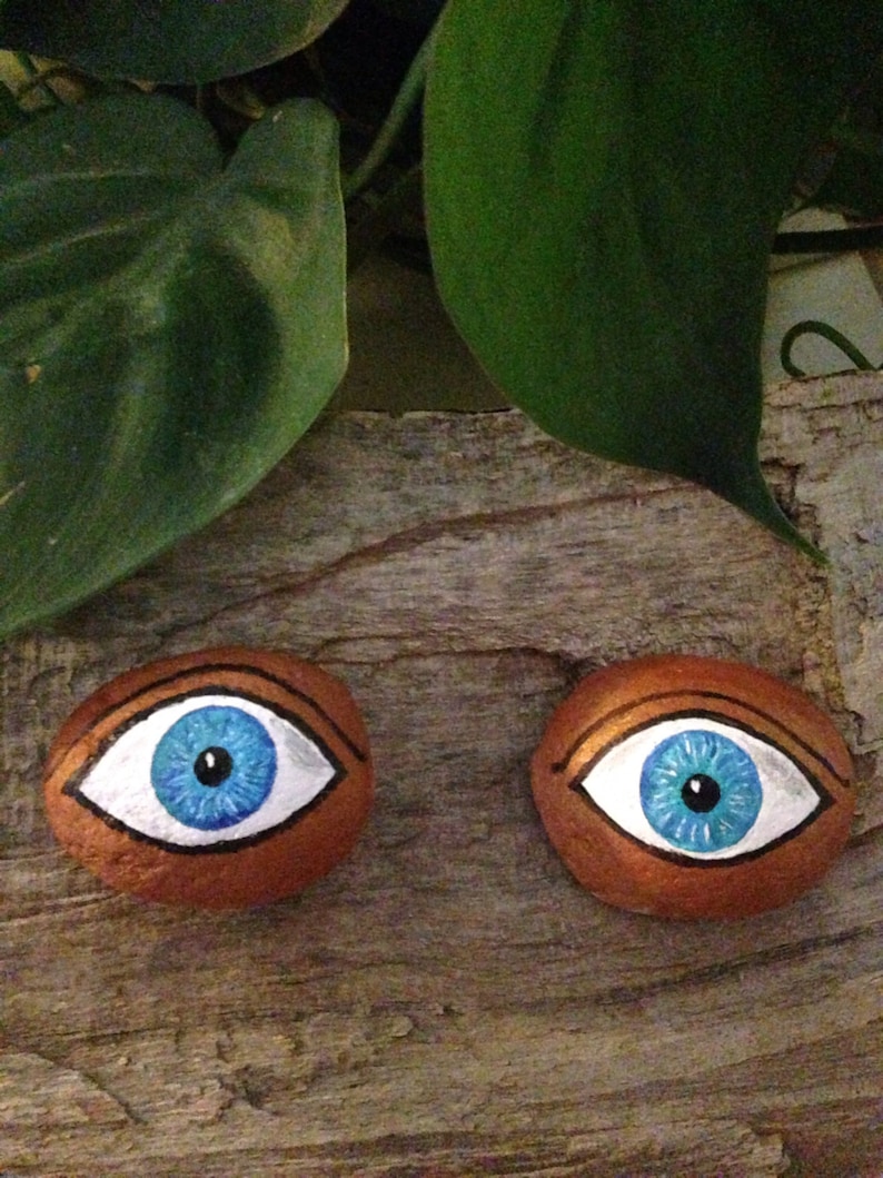 Painted Rock Game of Thrones Funeral Eye Rocks - Etsy