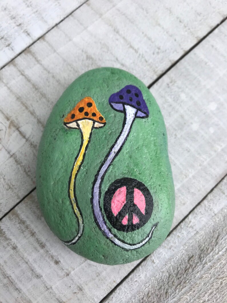 Painted Rock PEACE and Mushrooms PAPERWEIGHT Painted Rock - Etsy