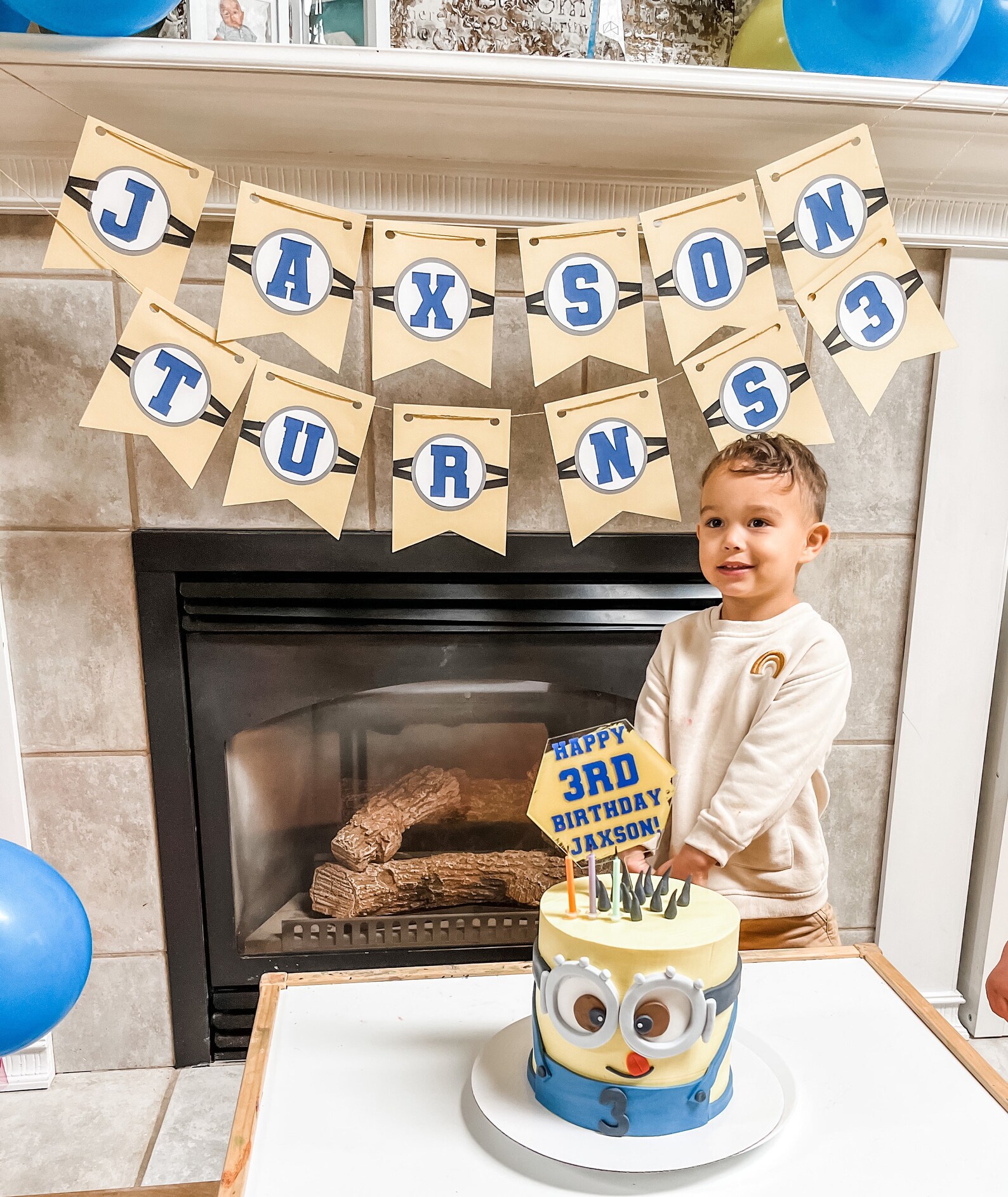 Minion Birthday Sign/ Despicable Me Inspired Happy Birthday Banner ...