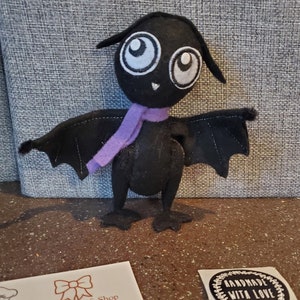 MINIATURE Scaredy Bat Doll 4.5 10cm Merino-wool Posable Art Doll of ...