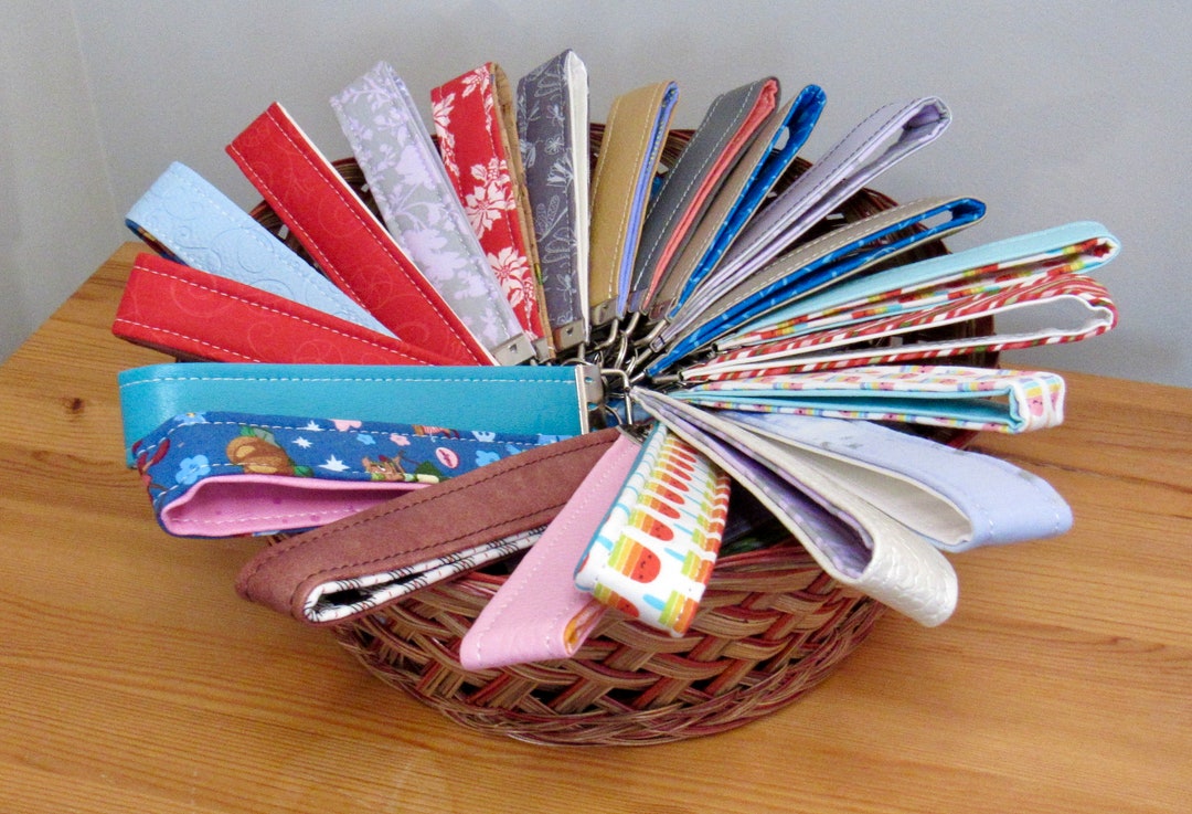 Assorted 1 1/2 Inch Width Eye-catching Keychains | Winsome Wrist Straps ...