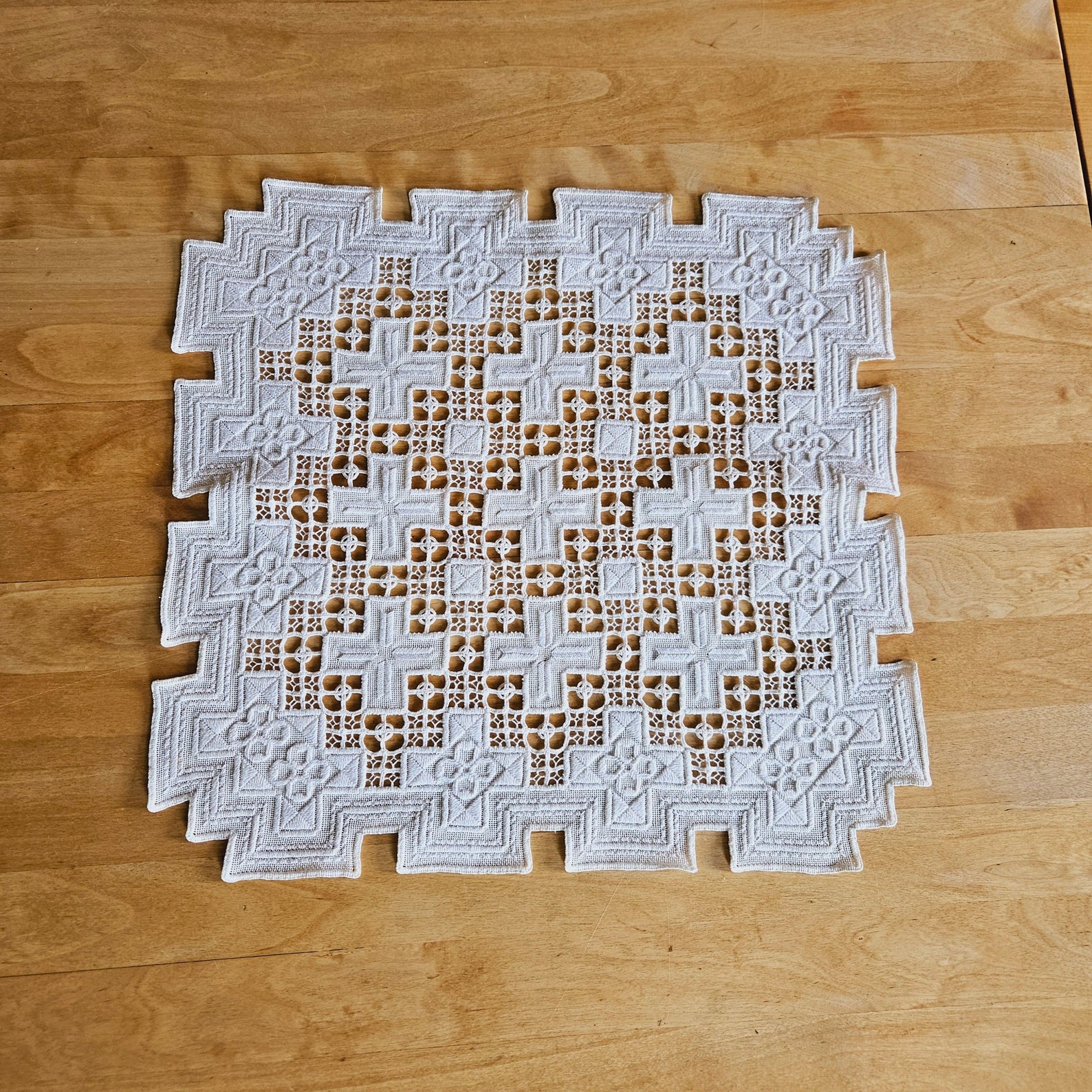 Vintage Hardanger Embroidered Linen Tablecloth - Swedish Openlace - Etsy