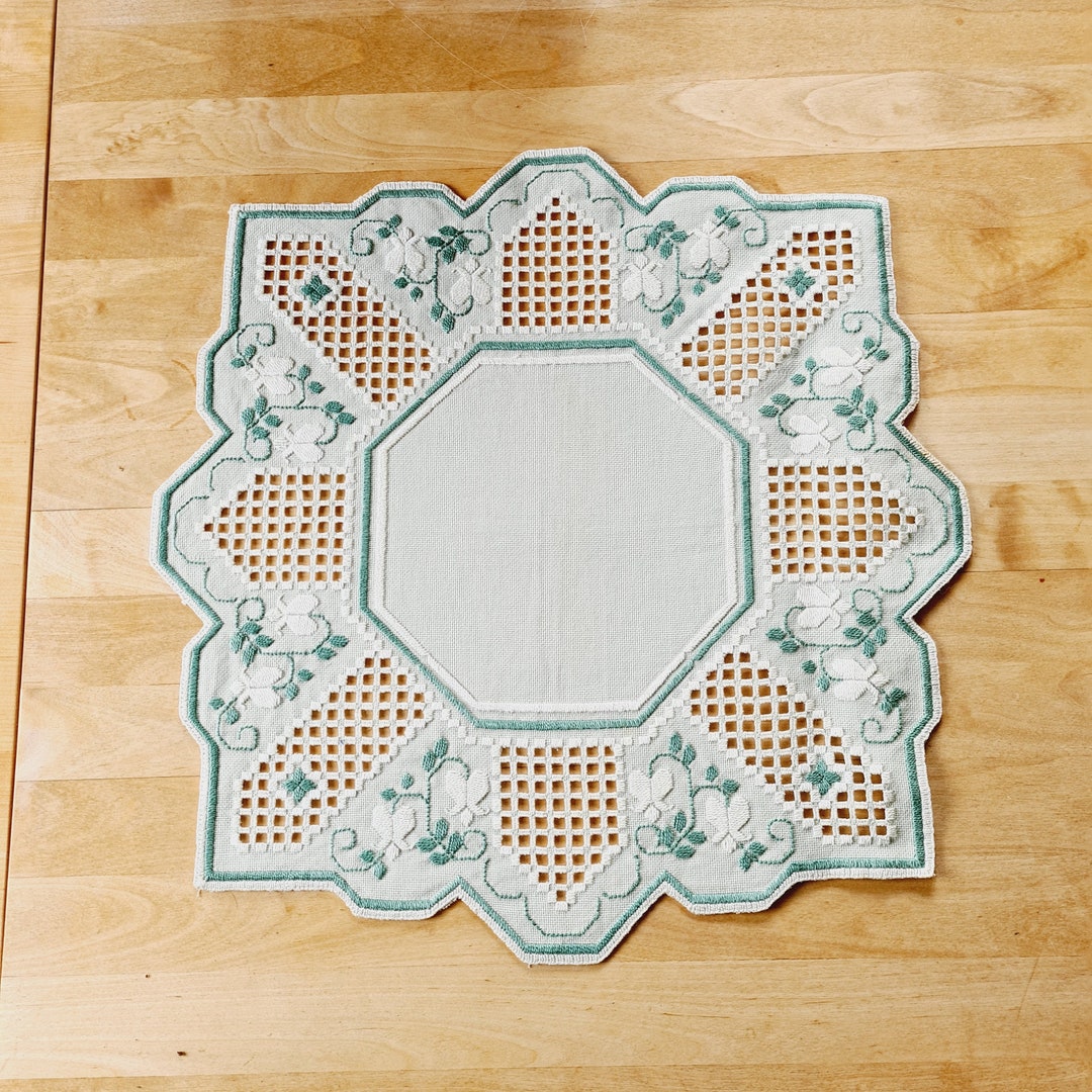 Beautiful Vintage Openlace/hardanger Embroidered Blue/turquoise and ...