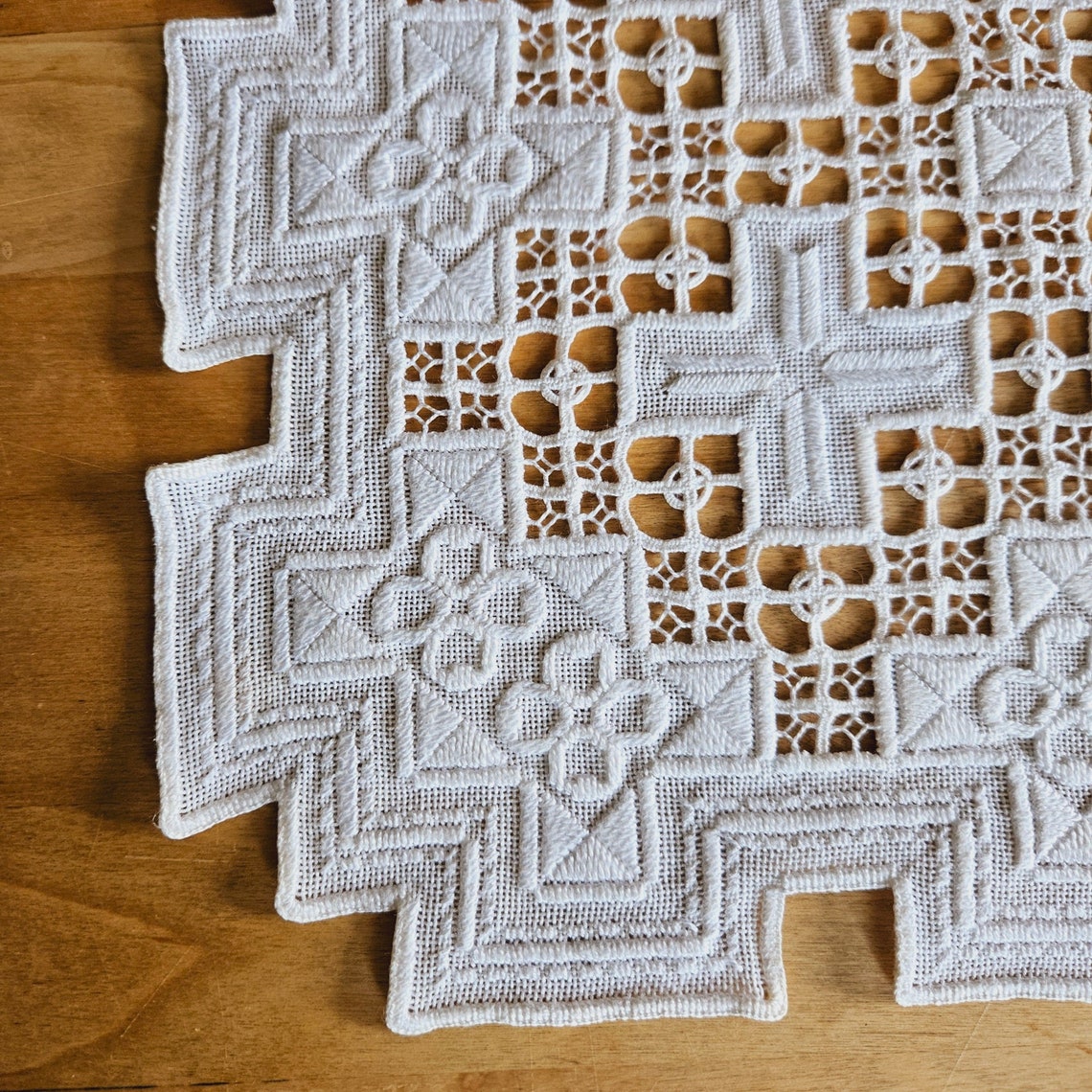 Vintage Hardanger Embroidered Linen Tablecloth - Swedish Openlace - Etsy