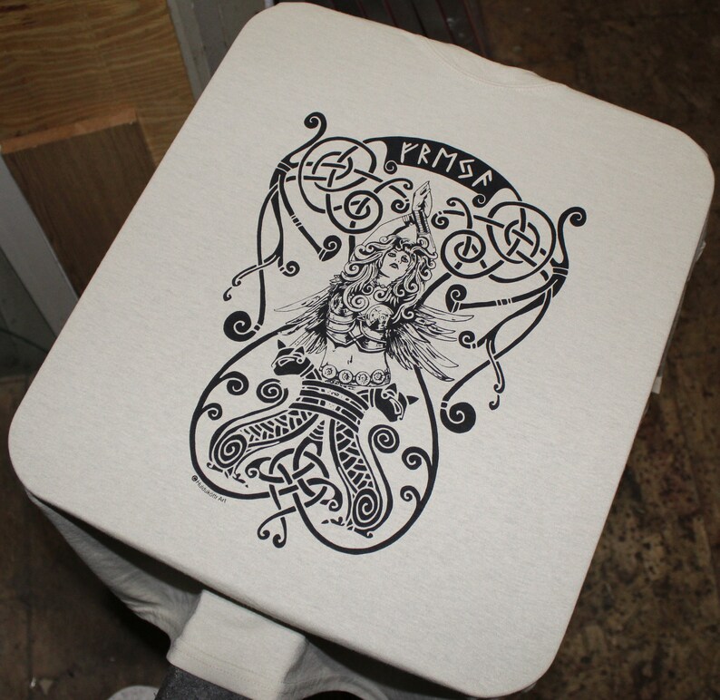 Freya Freyja Goddess Norse Viking Rune T-shirt BL - Etsy