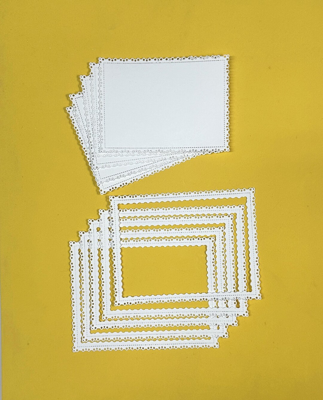 5 Scalloped Frames & 5 Scalloped Inserts Cardstock Die Cuts, Paper Cuts ...