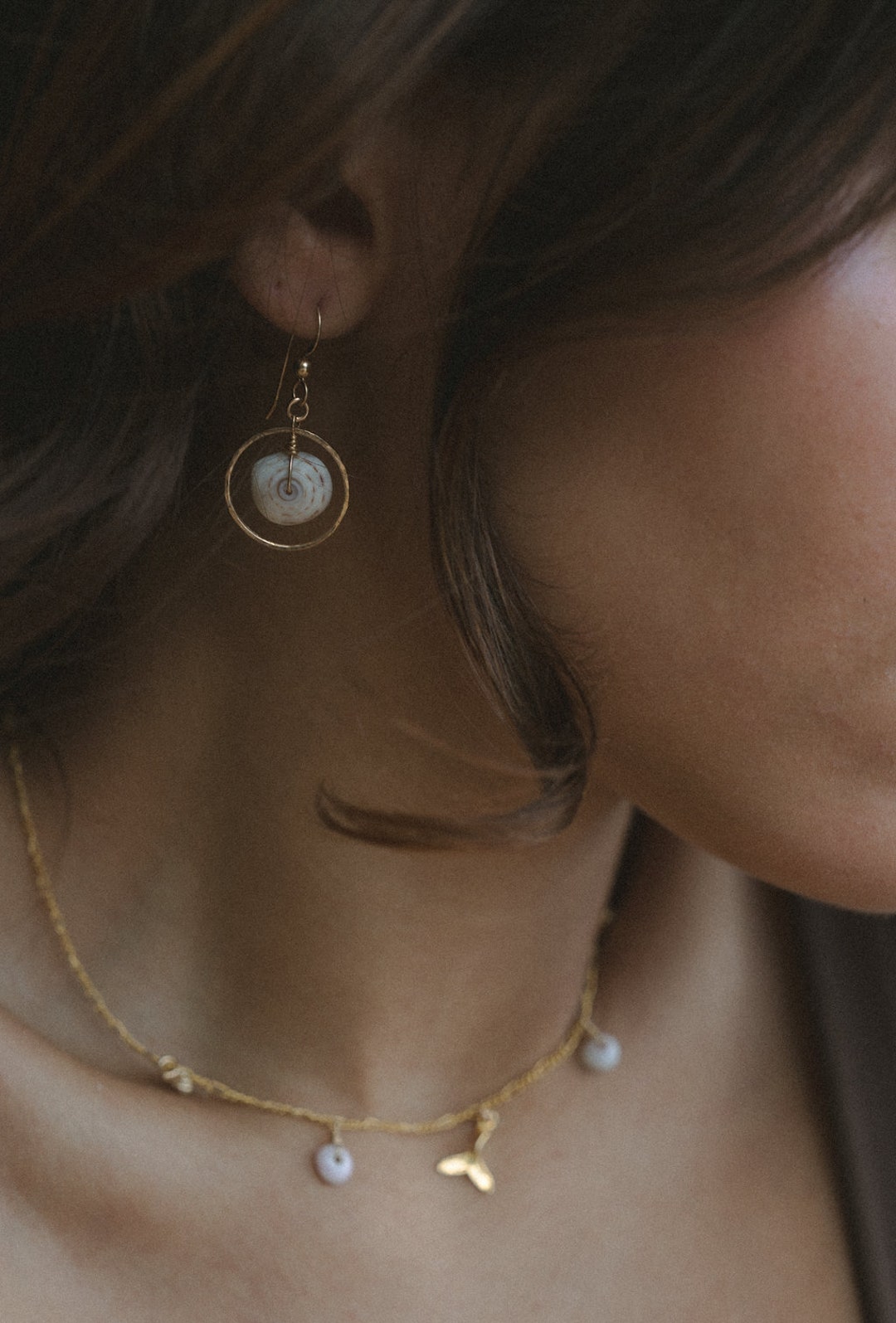 Beautiful Puka Shells in Tiny 14k Gold Fill Hammered Hoops - Etsy