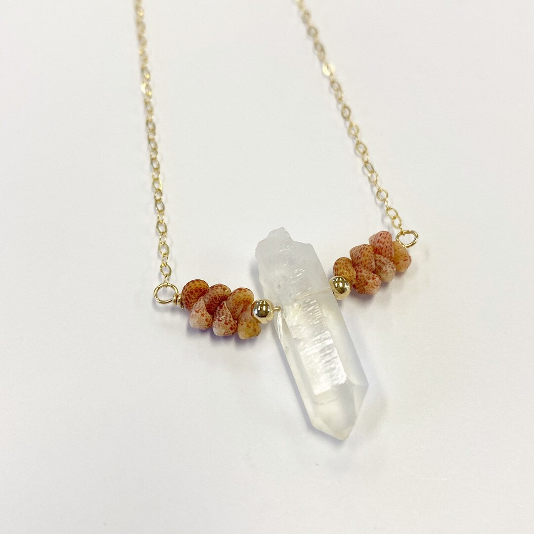 Mini Kahelelani Shell & Crystal Quartz Necklace - Etsy