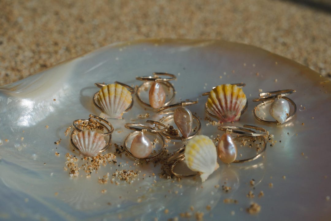 Kauai Sunrise Shell Ring on a 14k Gold Fill or SS Hammered Double Band ...