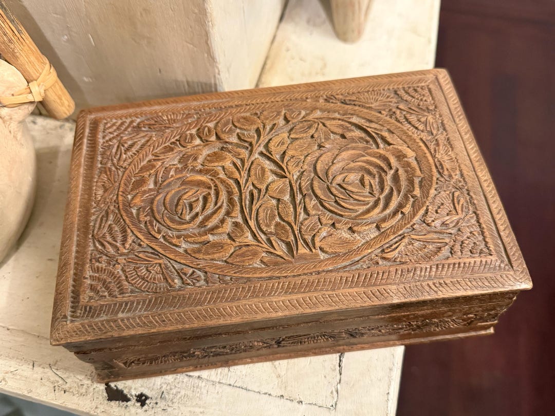 Vintage Hand Carved Wood Roses Box Secret Opening - Etsy