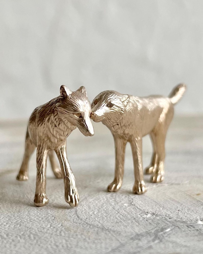 Mini Wolf Pair Figurine, Solid Cast Bronze, Realistic, Figurine ...