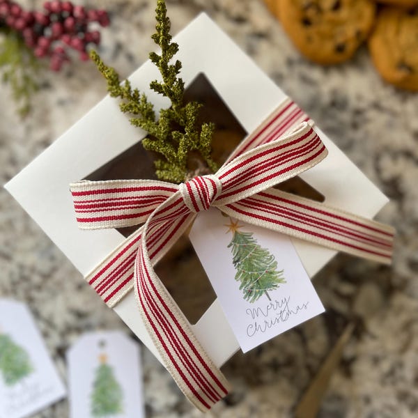 Small Gift Boxes - 60+ Gift Ideas for 2025