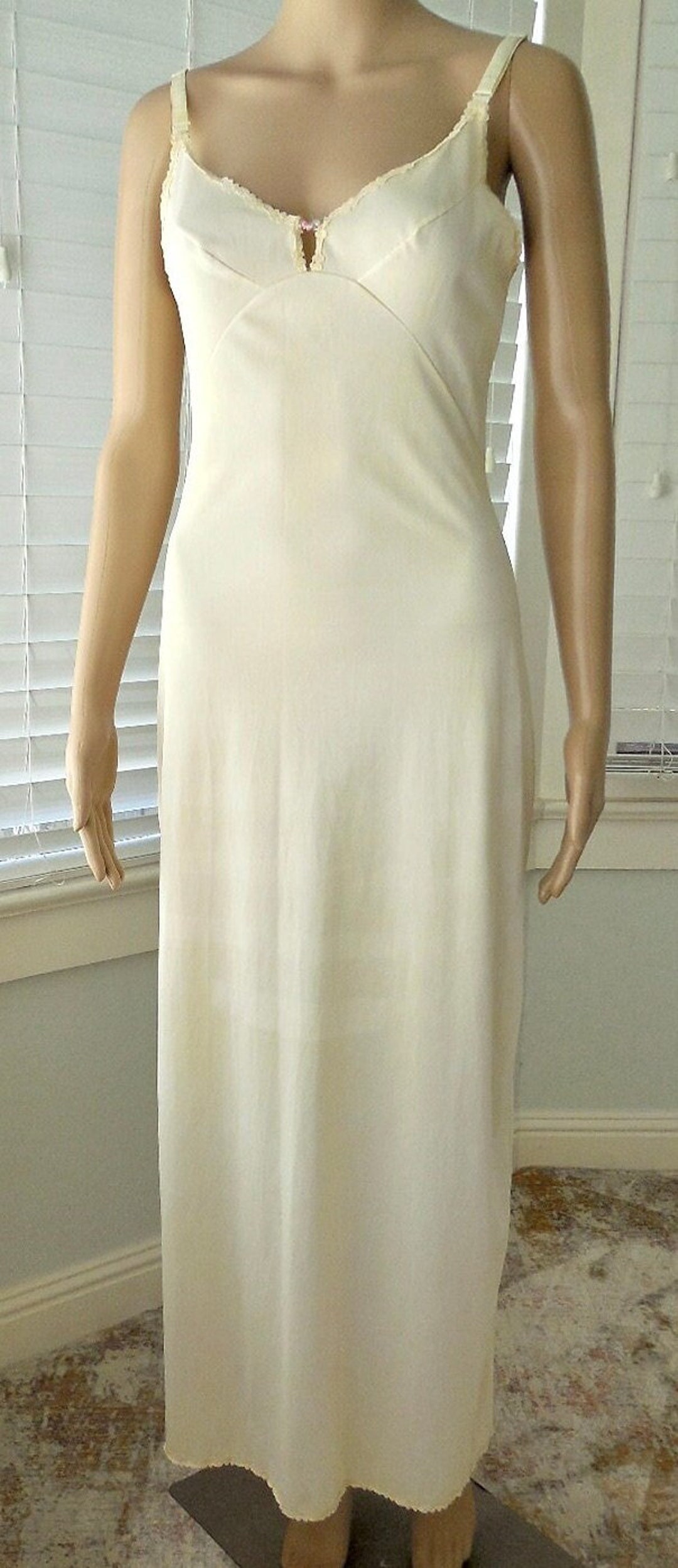 70s MAXI Slip OLGA Long Slip Tunic Slip Super Pale Yellow Nylon Empire ...
