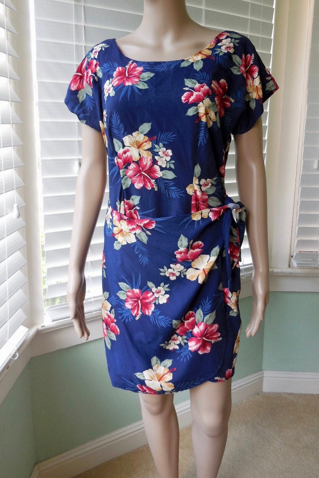 HAWAIIAN Sarong Dress IOLANI Short Hawaiian Dress Tropical Dress Floral ...