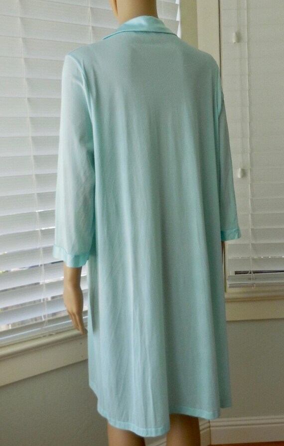 70s NYLON Housecoat VANITY FAIR Robe Button Up Robe M… - Gem