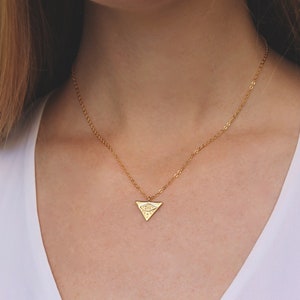 Evil Eye Triangle Necklace // Third Eye Gold Necklace // Dainty Minimal ...