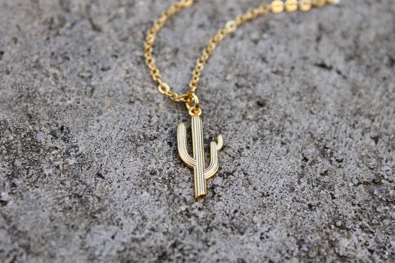 Cactus Necklace / Saguaro Cactus / 16K Gold / Minimal Necklace - Etsy